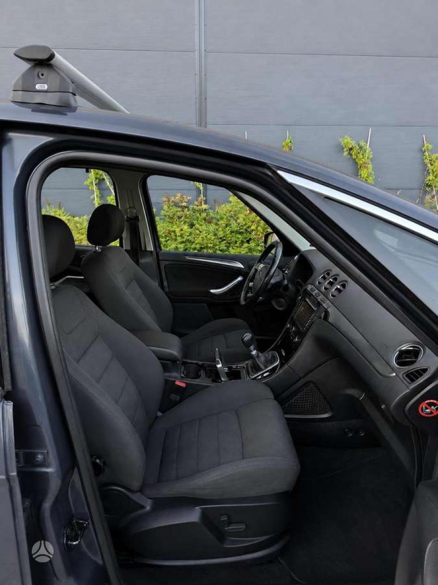 Grey Ford S-Max 2011 in Vilnius, with an engine capacity of 2.00 L and mileage of 182 thousand km for 5750 €, photo 12 on AUTOMOTO.COM.LV