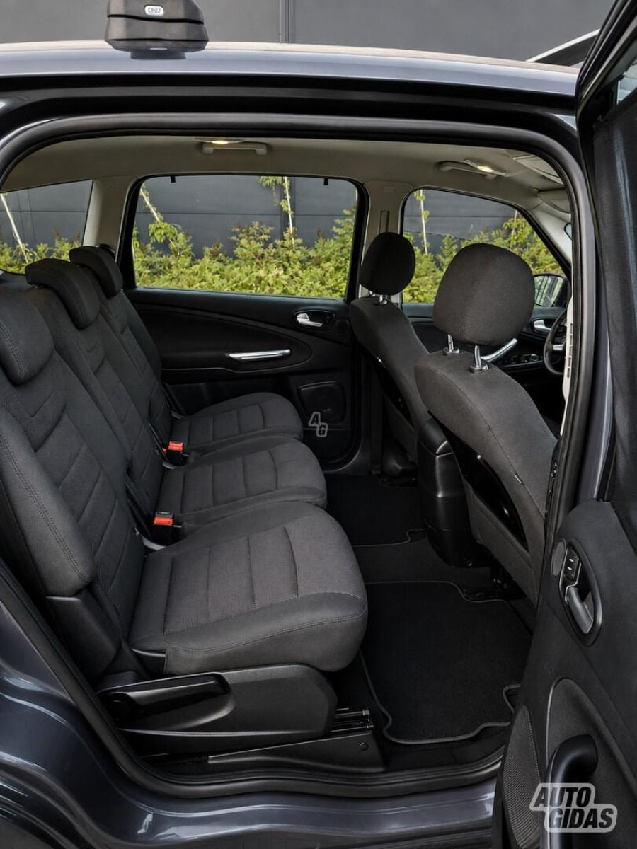 Pelēks Ford S-Max 2011 Viļņa, ar dzinēja tilpumu 2.00 L un nobraukumu 182 tūkst. km par 5750 €, foto 13 vietnē AUTOMOTO.COM.LV