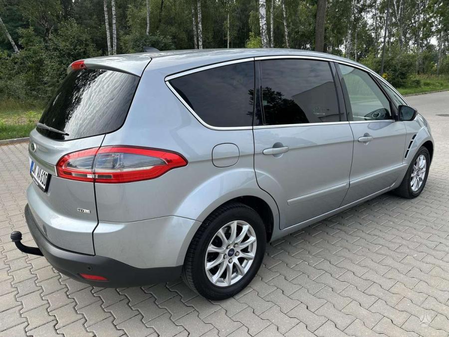 Pelēks Ford S-Max 2011 Kauņa, ar dzinēja tilpumu 2.00 L un nobraukumu 217 tūkst. km par 4650 €, foto 10 vietnē AUTOMOTO.COM.LV