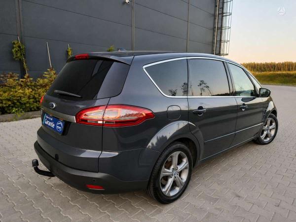 Grey Ford S-Max 2011 in Vilnius, with an engine capacity of 2.00 L and mileage of 280 thousand km for 5450 €, photo 1 on AUTOMOTO.COM.LV