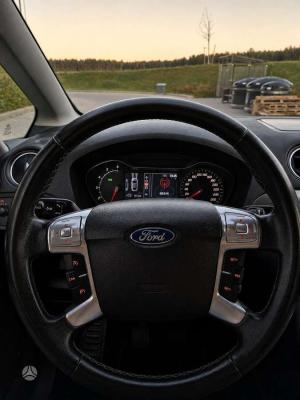 Grey Ford S-Max 2011 in Vilnius, with an engine capacity of 2.00 L and mileage of 280 thousand km for 5450 €, photo 16 on AUTOMOTO.COM.LV