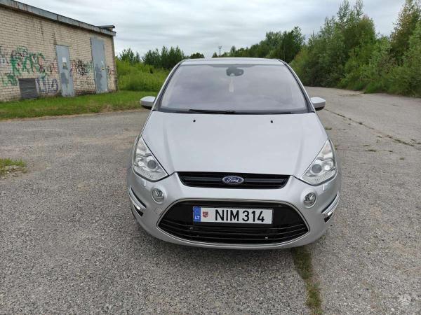 Pelēks Ford S-Max 2011 Panevēža, ar dzinēja tilpumu 2.20 L un nobraukumu 555 tūkst. km par 4200 €, foto 2 vietnē AUTOMOTO.COM.LV