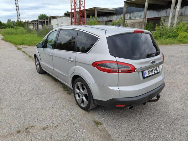 Pelēks Ford S-Max 2011 Panevēža, ar dzinēja tilpumu 2.20 L un nobraukumu 555 tūkst. km par 4200 €, foto 6 vietnē AUTOMOTO.COM.LV