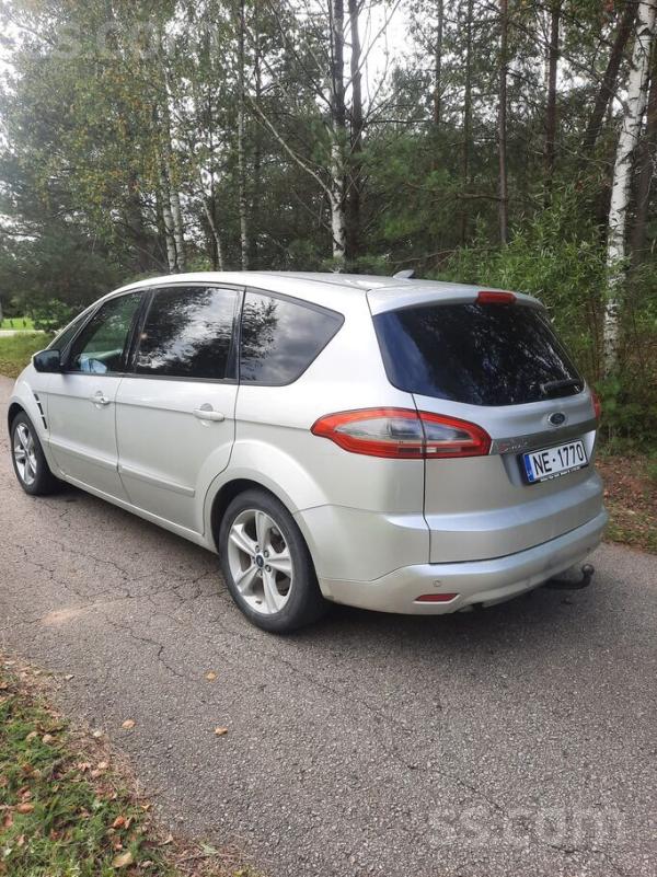 Pelēks Ford S-Max 2011 Daugavpils, ar dzinēja tilpumu 2.00 L un nobraukumu 269 tūkst. km par 5100 €, foto 7 vietnē AUTOMOTO.COM.LV