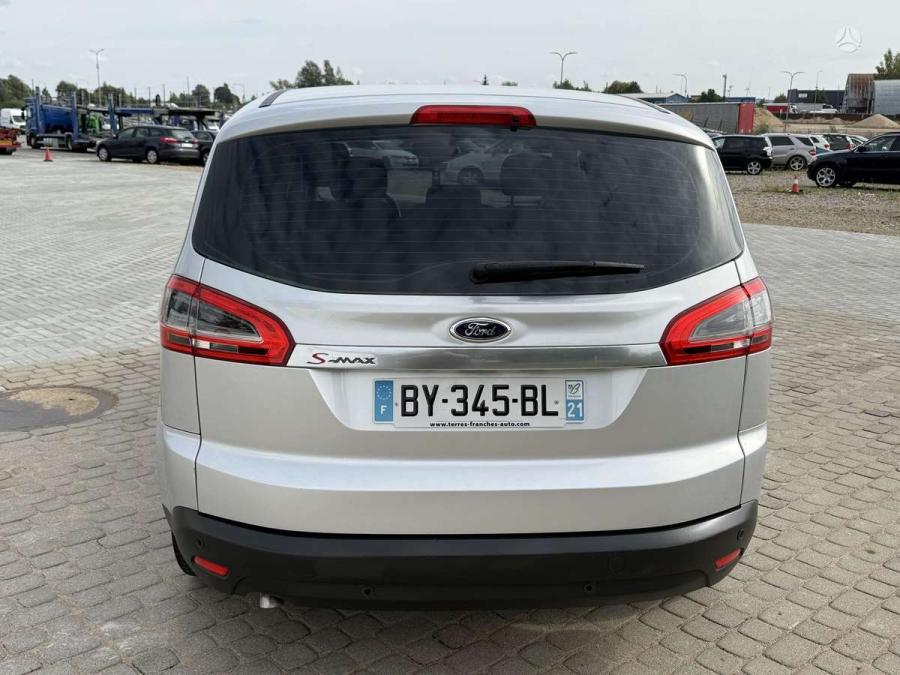 Pelēks Ford S-Max 2011 Tauragė, ar dzinēja tilpumu 2.00 L un nobraukumu 288 tūkst. km par 4399 €, foto 7 vietnē AUTOMOTO.COM.LV