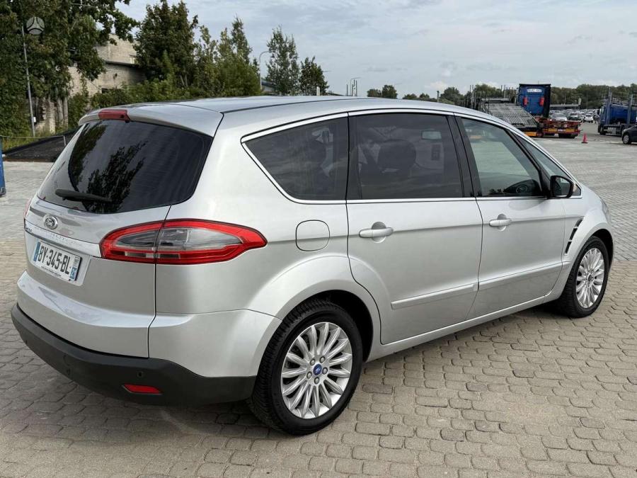 Pelēks Ford S-Max 2011 Tauragė, ar dzinēja tilpumu 2.00 L un nobraukumu 288 tūkst. km par 4399 €, foto 8 vietnē AUTOMOTO.COM.LV