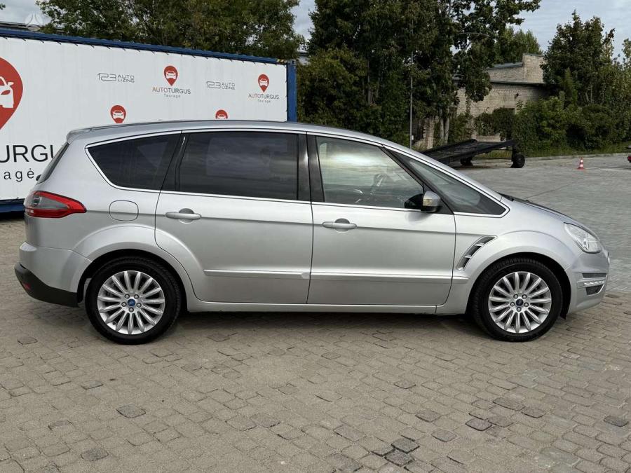 Pelēks Ford S-Max 2011 Tauragė, ar dzinēja tilpumu 2.00 L un nobraukumu 288 tūkst. km par 4399 €, foto 9 vietnē AUTOMOTO.COM.LV