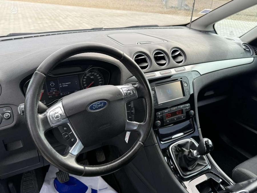 Pelēks Ford S-Max 2011 Tauragė, ar dzinēja tilpumu 2.00 L un nobraukumu 288 tūkst. km par 4399 €, foto 11 vietnē AUTOMOTO.COM.LV