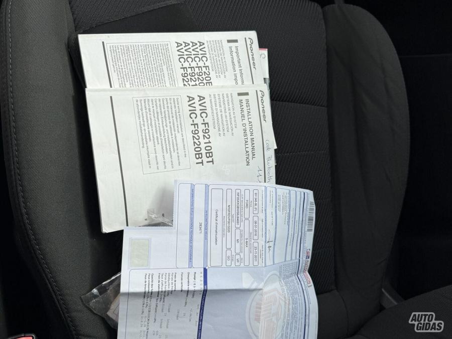Grey Ford S-Max 2011 in Taurage, with an engine capacity of 2.00 L and mileage of 288 thousand km for 4399 €, photo 23 on AUTOMOTO.COM.LV