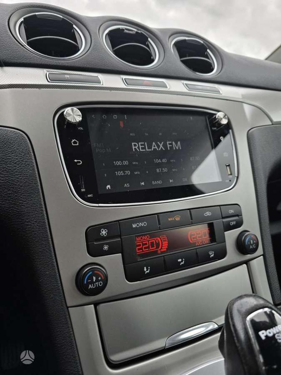 Grey Ford S-Max 2011 in Taurage, with an engine capacity of 2.00 L and mileage of 242 thousand km for 4350 €, photo 18 on AUTOMOTO.COM.LV