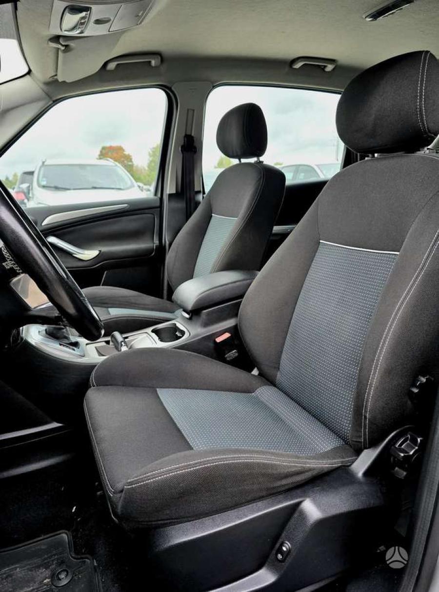 Grey Ford S-Max 2011 in Taurage, with an engine capacity of 2.00 L and mileage of 242 thousand km for 4350 €, photo 19 on AUTOMOTO.COM.LV