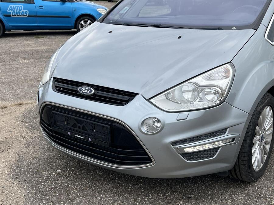 Grey Ford S-Max 2011 in Kedainiai, with an engine capacity of 2.00 L and mileage of 314 thousand km for 4500 €, photo 9 on AUTOMOTO.COM.LV