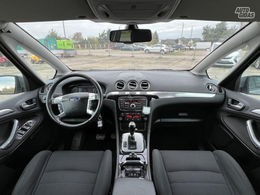 Grey Ford S-Max 2011 in Kedainiai, with an engine capacity of 2.00 L and mileage of 314 thousand km for 4500 €, photo 16 on AUTOMOTO.COM.LV