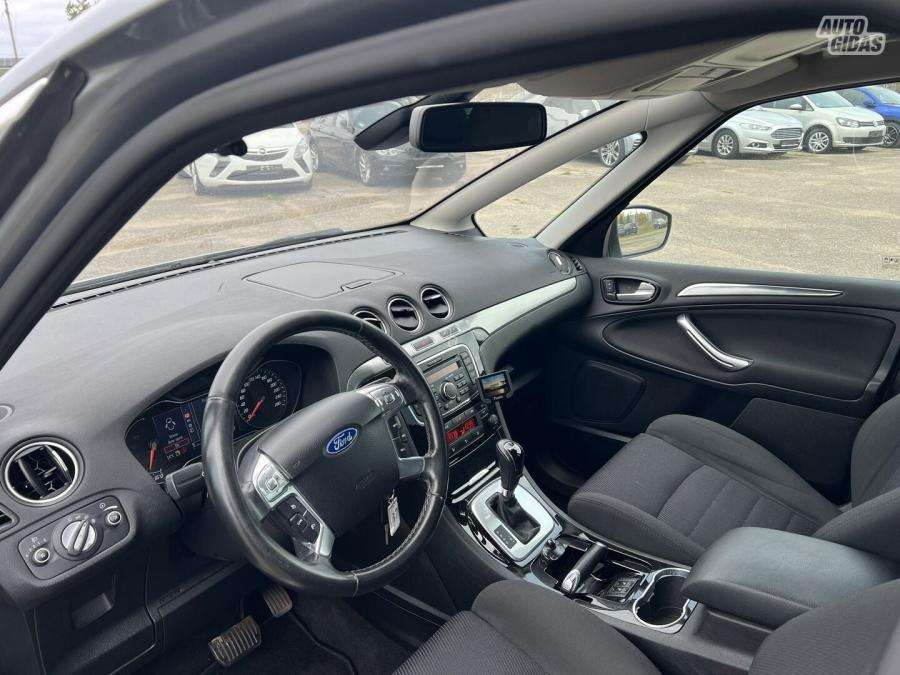 Grey Ford S-Max 2011 in Kedainiai, with an engine capacity of 2.00 L and mileage of 314 thousand km for 4500 €, photo 19 on AUTOMOTO.COM.LV