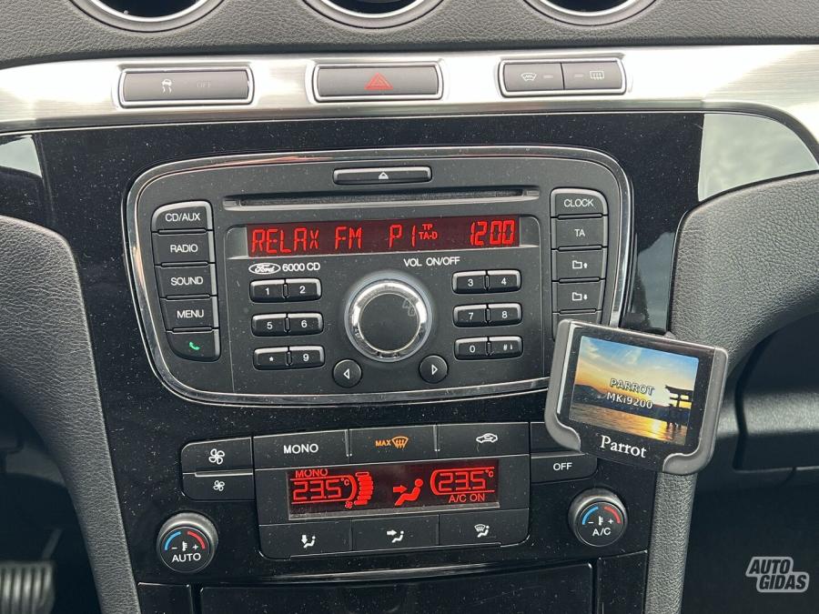 Grey Ford S-Max 2011 in Kedainiai, with an engine capacity of 2.00 L and mileage of 314 thousand km for 4500 €, photo 23 on AUTOMOTO.COM.LV
