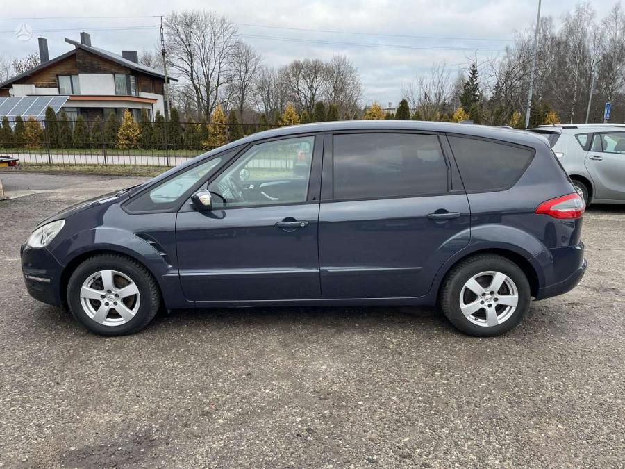Grey Ford S-Max 2012 in Jurbarkas, with an engine capacity of 2.00 L and mileage of 106 thousand km for 7950 €, photo 1 on AUTOMOTO.COM.LV