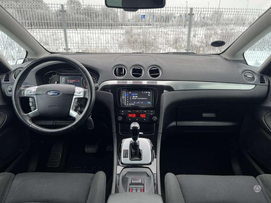 Pelēks Ford S-Max 2012 Tauragė, ar dzinēja tilpumu 2.00 L un nobraukumu 320 tūkst. km par 5400 €, foto 12 vietnē AUTOMOTO.COM.LV