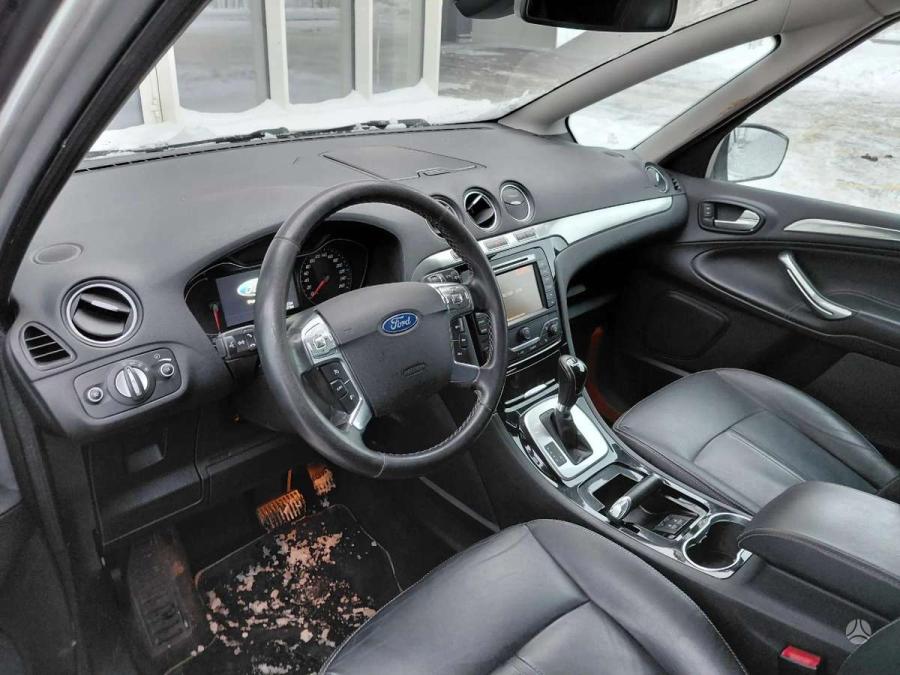 Pelēks Ford S-Max 2012 Viļņa, ar dzinēja tilpumu 2.00 L un nobraukumu 246 tūkst. km par 5200 €, foto 6 vietnē AUTOMOTO.COM.LV