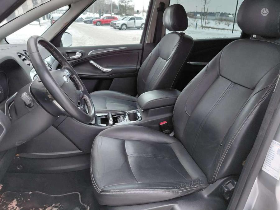 Pelēks Ford S-Max 2012 Viļņa, ar dzinēja tilpumu 2.00 L un nobraukumu 246 tūkst. km par 5200 €, foto 7 vietnē AUTOMOTO.COM.LV
