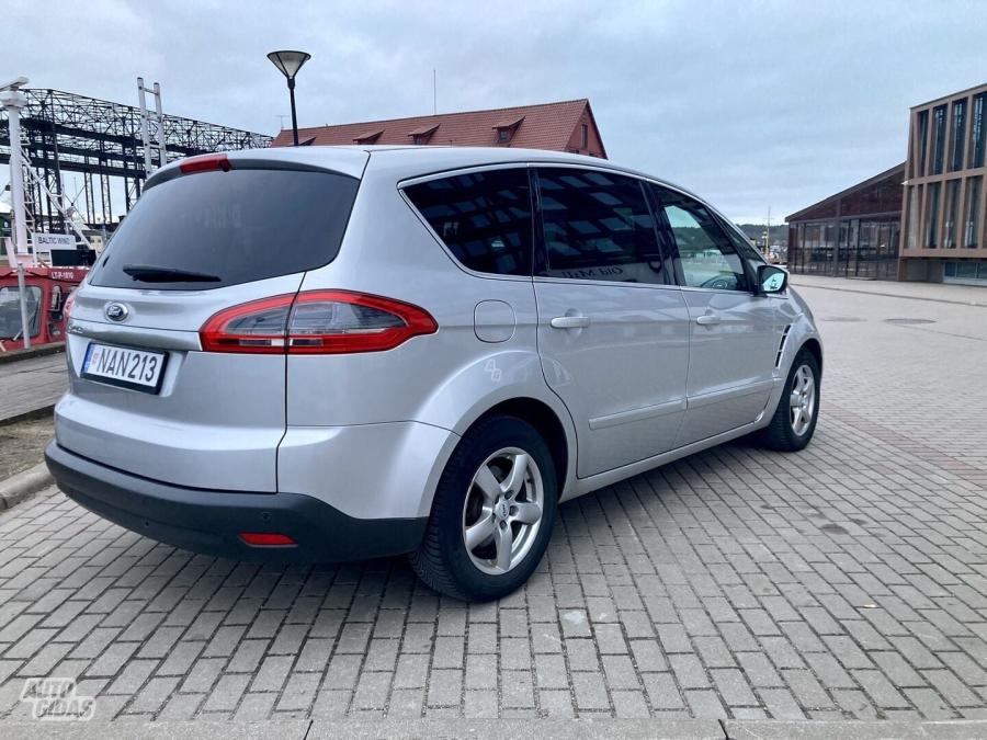 Pelēks Ford S-Max 2012 Klaipėda, ar dzinēja tilpumu 2.00 L un nobraukumu 332 tūkst. km par 5490 €, foto 5 vietnē AUTOMOTO.COM.LV