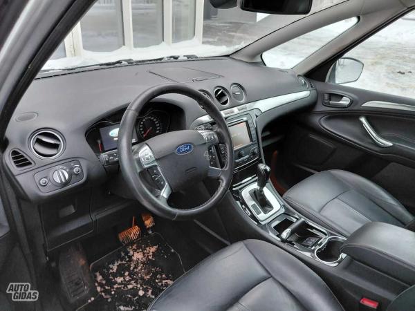 Pelēks Ford S-Max 2012 Viļņa, ar dzinēja tilpumu 2.00 L un nobraukumu 246 tūkst. km par 3800 €, foto 6 vietnē AUTOMOTO.COM.LV
