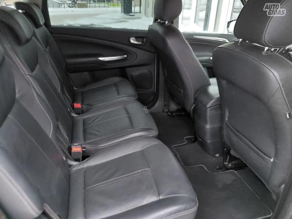 Pelēks Ford S-Max 2012 Viļņa, ar dzinēja tilpumu 2.00 L un nobraukumu 246 tūkst. km par 3800 €, foto 8 vietnē AUTOMOTO.COM.LV