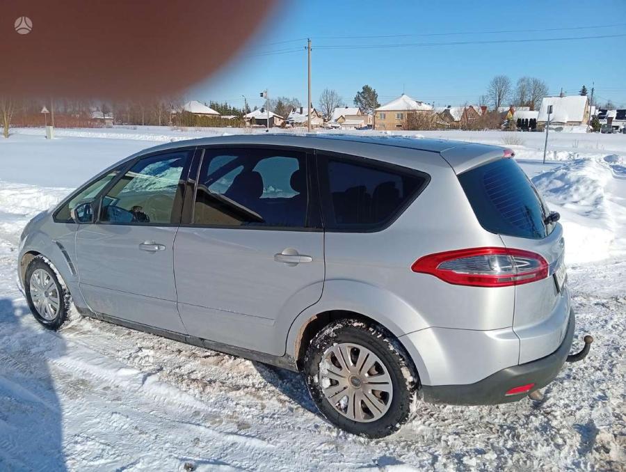 Grey Ford S-Max 2012 in Joniskis, with an engine capacity of 2.00 L and mileage of 298 thousand km for 3800 €, photo 2 on AUTOMOTO.COM.LV