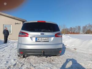 Grey Ford S-Max 2012 in Joniskis, with an engine capacity of 2.00 L and mileage of 298 thousand km for 3800 €, photo 3 on AUTOMOTO.COM.LV