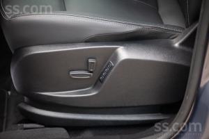 Grey Ford S-Max 2012 in Tukums, with an engine capacity of 2.00 L and mileage of 0 thousand km for 5990 €, photo 9 on AUTOMOTO.COM.LV