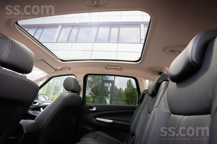 Grey Ford S-Max 2012 in Tukums, with an engine capacity of 2.00 L and mileage of 0 thousand km for 5990 €, photo 26 on AUTOMOTO.COM.LV