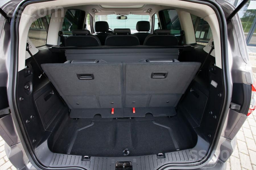 Grey Ford S-Max 2012 in Tukums, with an engine capacity of 2.00 L and mileage of 0 thousand km for 5990 €, photo 27 on AUTOMOTO.COM.LV
