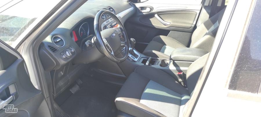Pelēks Ford S-Max 2012 Klaipėda, ar dzinēja tilpumu 2.00 L un nobraukumu 249 tūkst. km par 2900 €, foto 10 vietnē AUTOMOTO.COM.LV
