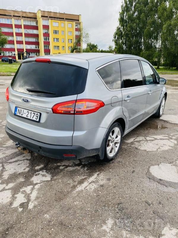 Pelēks Ford S-Max 2012 Bauska, ar dzinēja tilpumu 2.00 L un nobraukumu 243 tūkst. km par 4200 €, foto 2 vietnē AUTOMOTO.COM.LV