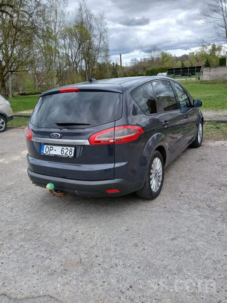 Pelēks Ford S-Max 2012 Dobele, ar dzinēja tilpumu 2.00 L un nobraukumu 226 tūkst. km par 6900 €, foto 5 vietnē AUTOMOTO.COM.LV
