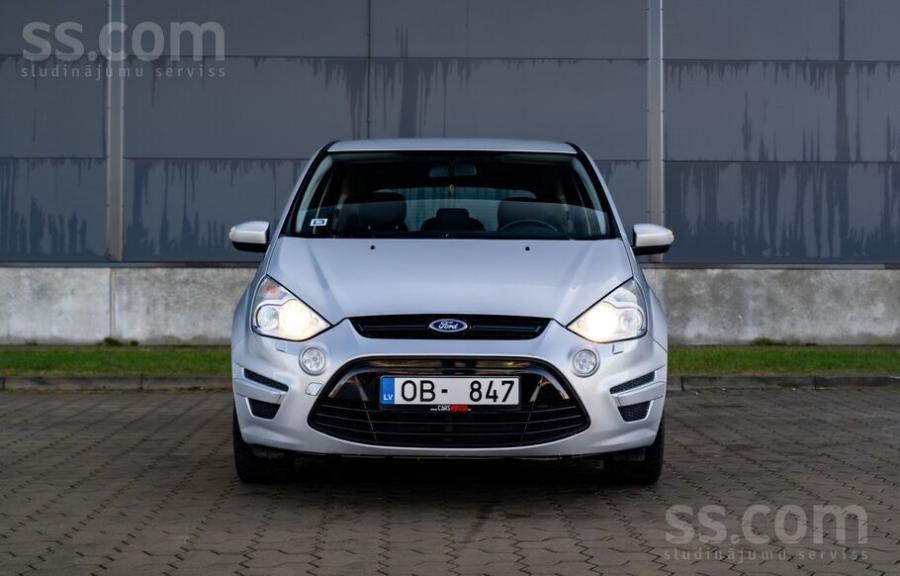 Grey Ford S-Max 2012 in Riga, with an engine capacity of 2.00 L and mileage of 276 thousand km for 6990 €, photo 3 on AUTOMOTO.COM.LV