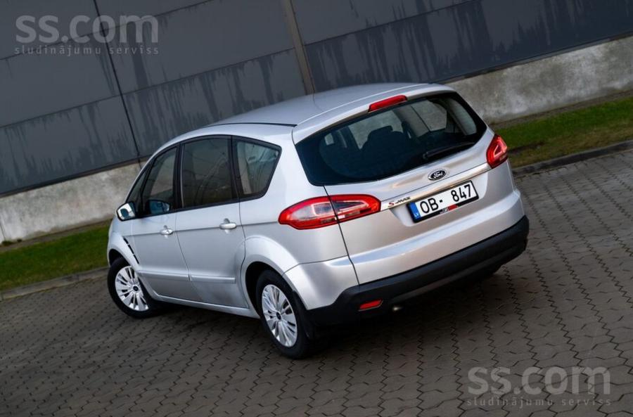 Grey Ford S-Max 2012 in Riga, with an engine capacity of 2.00 L and mileage of 276 thousand km for 6990 €, photo 6 on AUTOMOTO.COM.LV