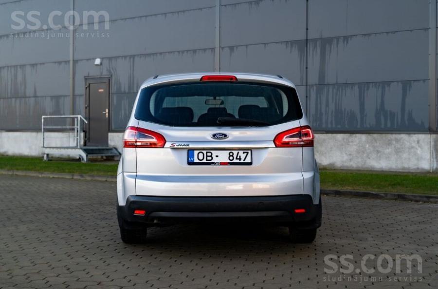 Grey Ford S-Max 2012 in Riga, with an engine capacity of 2.00 L and mileage of 276 thousand km for 6990 €, photo 7 on AUTOMOTO.COM.LV