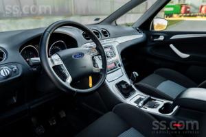 Grey Ford S-Max 2012 in Riga, with an engine capacity of 2.00 L and mileage of 276 thousand km for 6990 €, photo 13 on AUTOMOTO.COM.LV