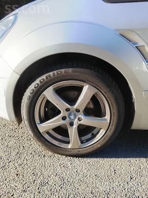 Grey Ford S-Max 2012 in Riga, with an engine capacity of 2.00 L and mileage of 273 thousand km for 4500 €, photo 8 on AUTOMOTO.COM.LV