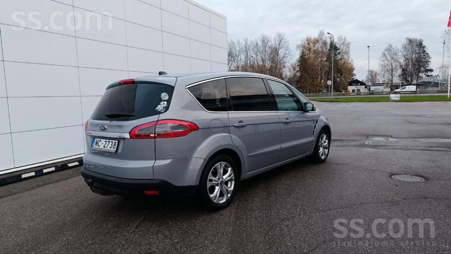 Pelēks Ford S-Max 2012 Rīga, ar dzinēja tilpumu 2.00 L un nobraukumu 255 tūkst. km par 4400 €, foto 5 vietnē AUTOMOTO.COM.LV