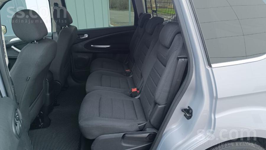Pelēks Ford S-Max 2012 Rīga, ar dzinēja tilpumu 2.00 L un nobraukumu 255 tūkst. km par 4400 €, foto 17 vietnē AUTOMOTO.COM.LV