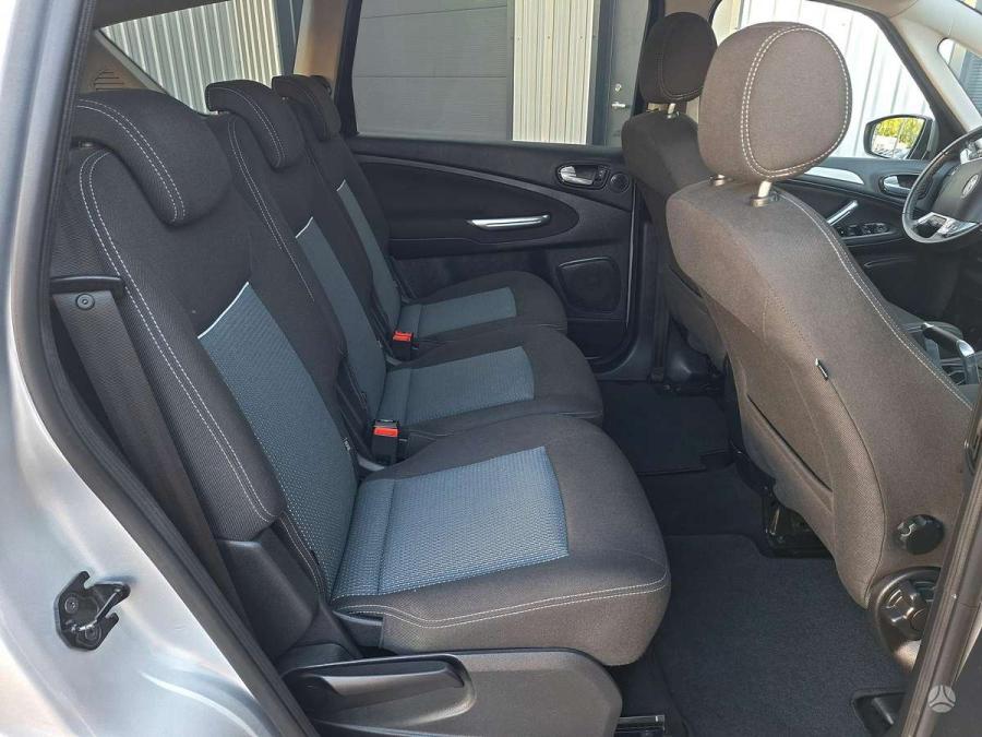 Grey Ford S-Max 2012 in Jonava, with an engine capacity of 2.00 L and mileage of 240 thousand km for 4300 €, photo 15 on AUTOMOTO.COM.LV