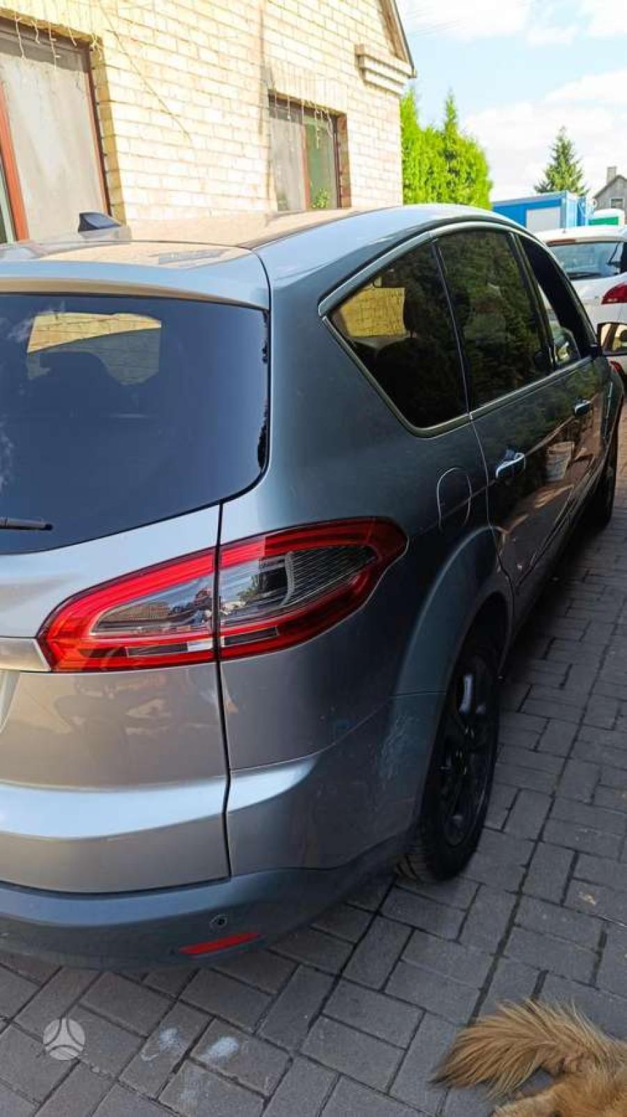 Pelēks Ford S-Max 2012 Marijampole, ar dzinēja tilpumu 2.00 L un nobraukumu 275 tūkst. km par 4500 €, foto 4 vietnē AUTOMOTO.COM.LV