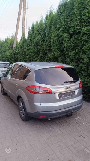 Pelēks Ford S-Max 2012 Marijampole, ar dzinēja tilpumu 2.00 L un nobraukumu 275 tūkst. km par 4500 €, foto 5 vietnē AUTOMOTO.COM.LV