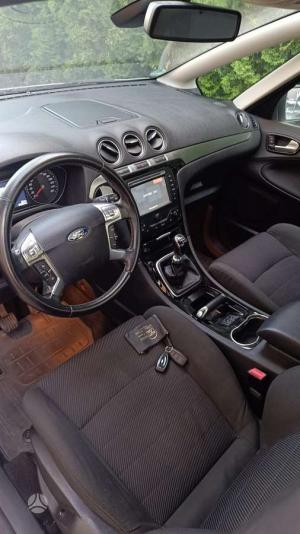Pelēks Ford S-Max 2012 Marijampole, ar dzinēja tilpumu 2.00 L un nobraukumu 275 tūkst. km par 4500 €, foto 6 vietnē AUTOMOTO.COM.LV