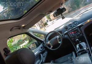 Grey Ford S-Max 2012 in Cesis, with an engine capacity of 2.00 L and mileage of 254 thousand km for 4999 €, photo 25 on AUTOMOTO.COM.LV