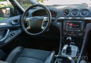 Grey Ford S-Max 2012 in Cesis, with an engine capacity of 2.00 L and mileage of 254 thousand km for 4999 €, photo 26 on AUTOMOTO.COM.LV