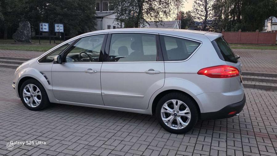 Grey Ford S-Max 2012 in Klaipeda, with an engine capacity of 2.00 L and mileage of 264 thousand km for 4690 €, photo 11 on AUTOMOTO.COM.LV