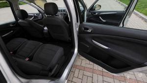 Grey Ford S-Max 2012 in Klaipeda, with an engine capacity of 2.00 L and mileage of 264 thousand km for 4690 €, photo 16 on AUTOMOTO.COM.LV