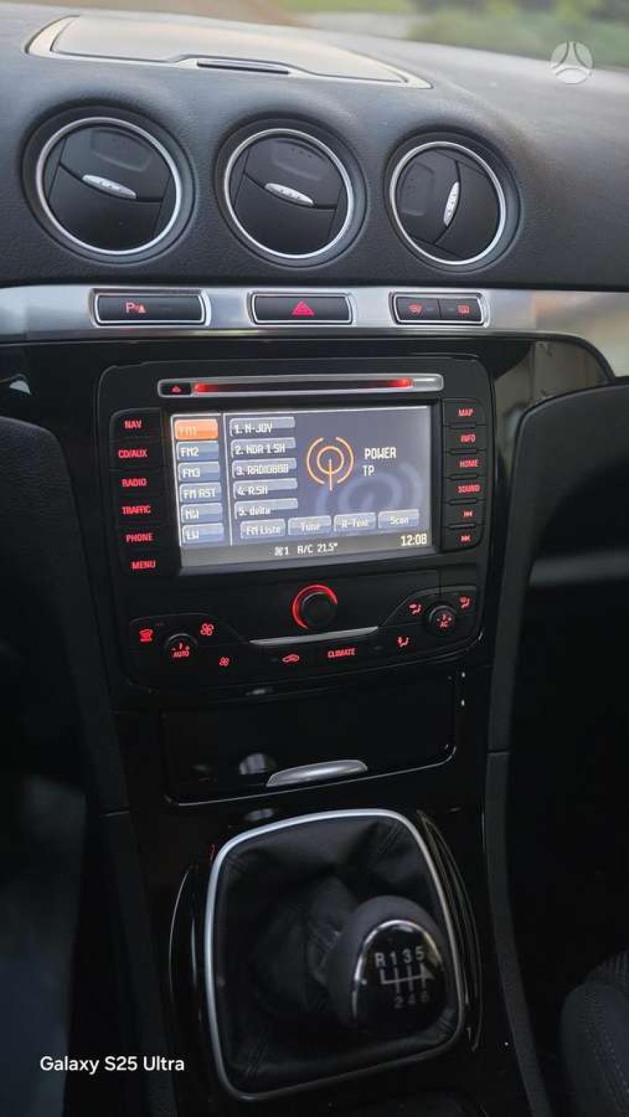 Grey Ford S-Max 2012 in Klaipeda, with an engine capacity of 2.00 L and mileage of 264 thousand km for 4690 €, photo 22 on AUTOMOTO.COM.LV